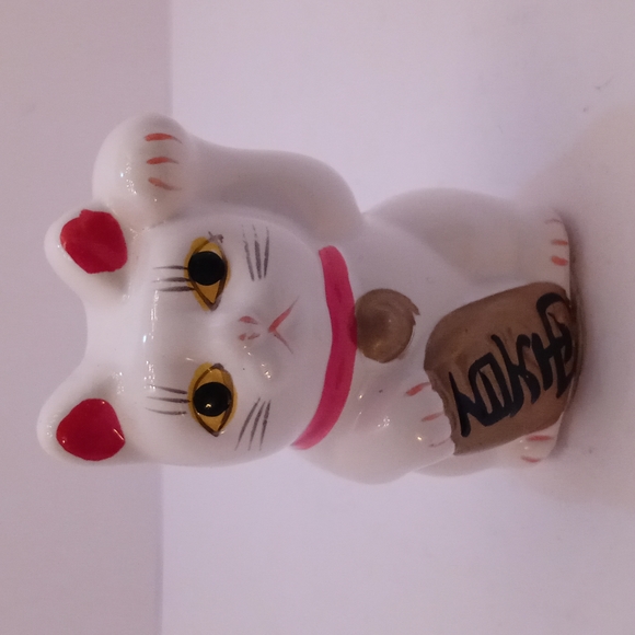 Accents | Vintage Small Lucky Fortune Cat Figurine | Poshmark